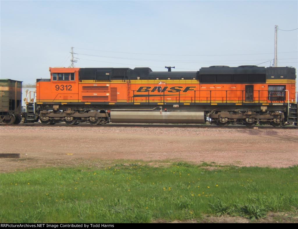 BNSF 9312